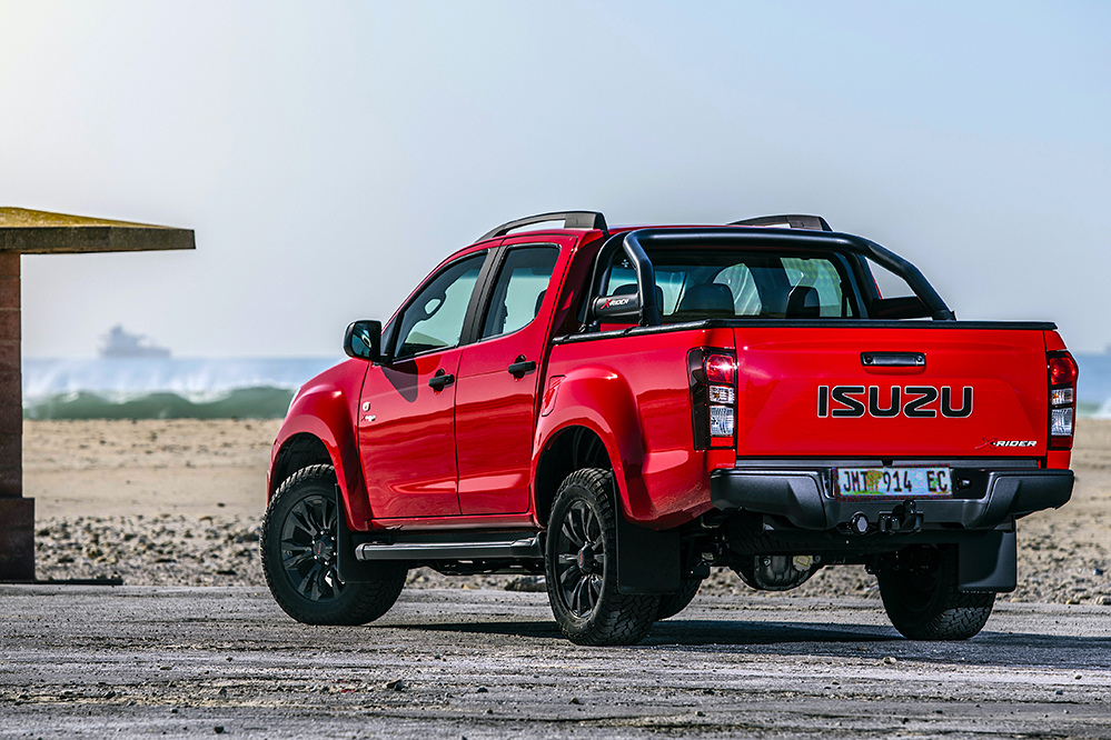 We put this red & ready Isuzu X-Rider to the test - Auto.