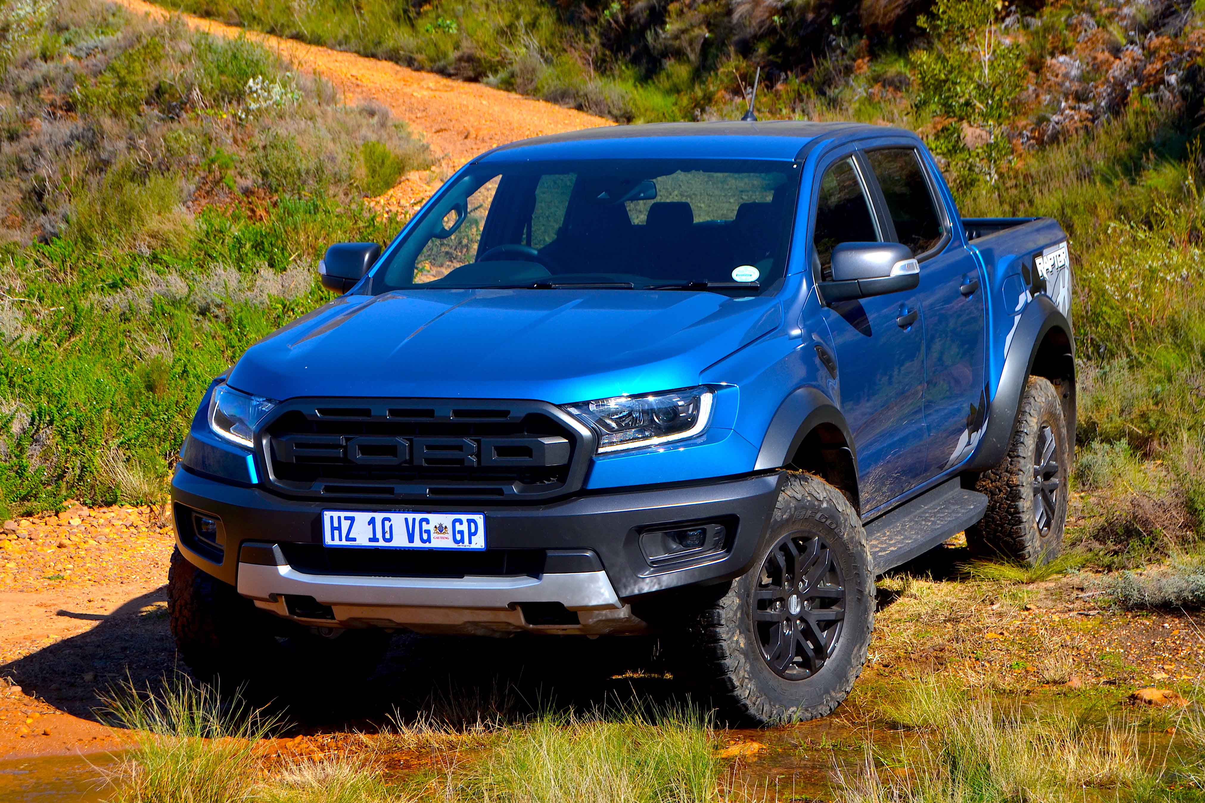 RANGER RAPTOR ROAD TEST — MEET SUPER BAKKIE! - Auto.