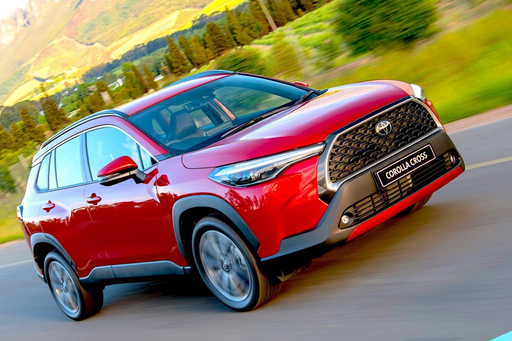 MOVE OVER! COROLLA CROSS HAS COME TO TOWN. - Auto.